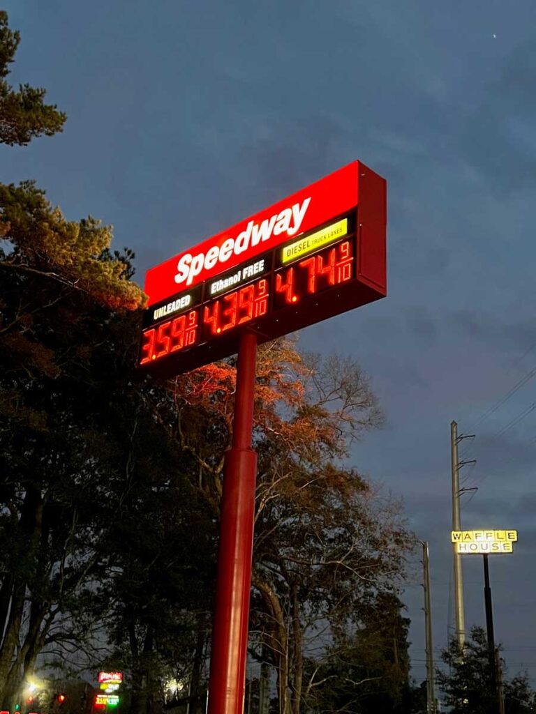 Light Up Signs | Custom Lighted Signage | Apogee`s Site